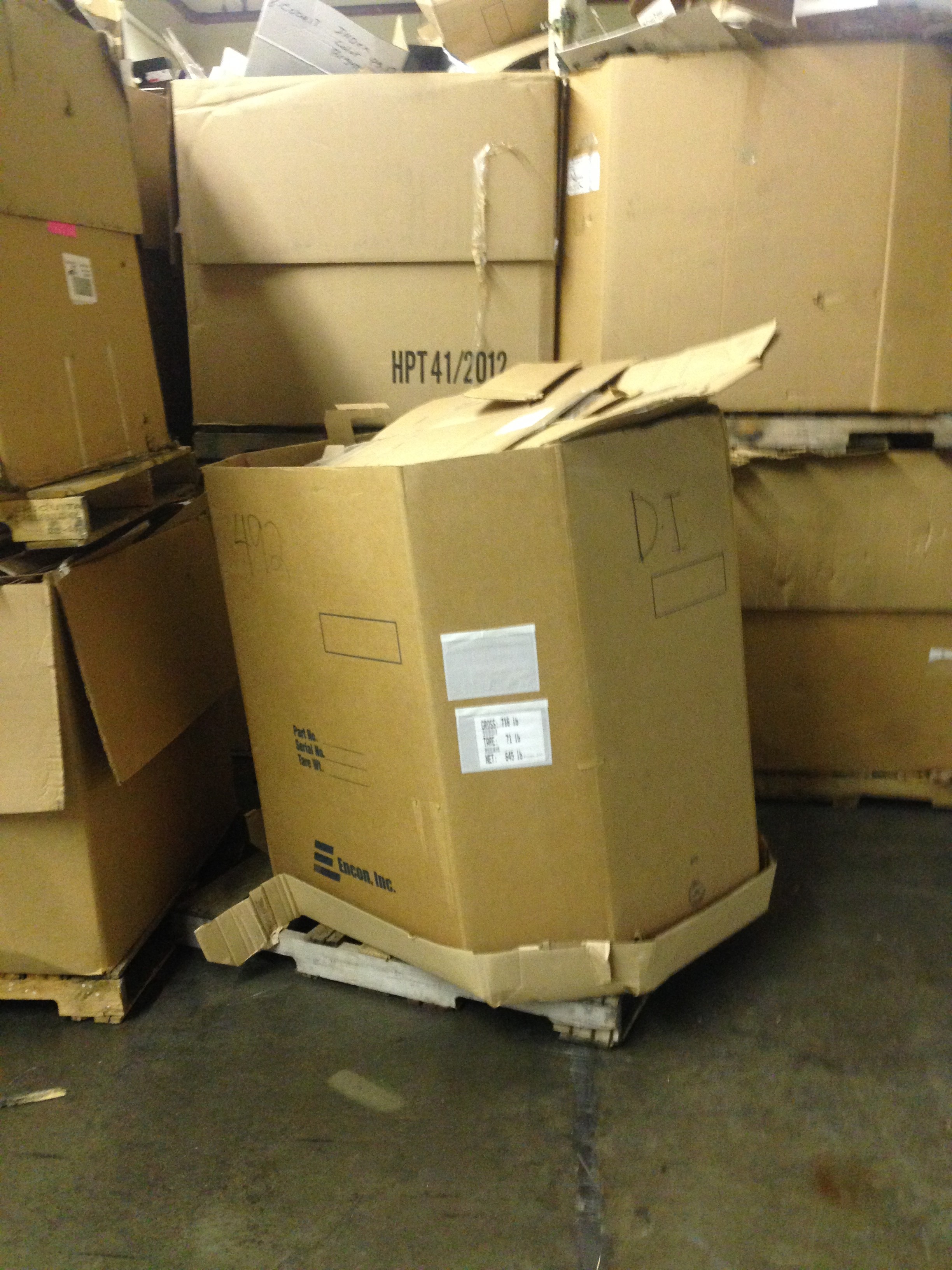 Inventory of Our Variety of Gaylord Boxes | ALA Recycling